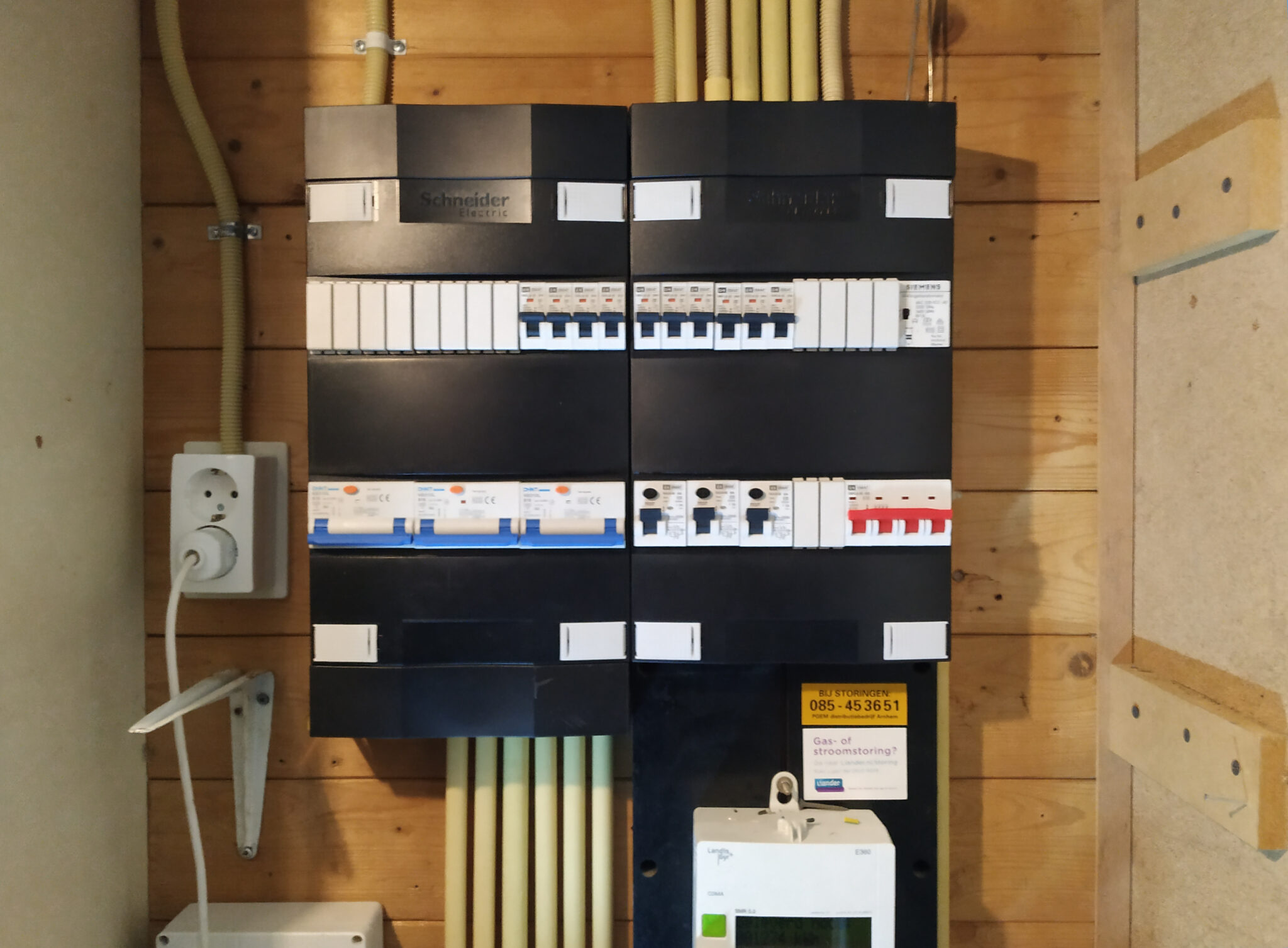 Groepenkast - Elektrotechniek & process besturing